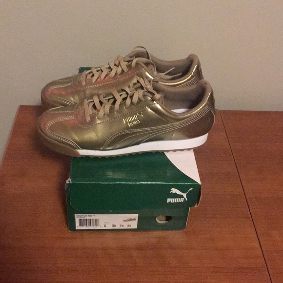 Puma | Shoes | Metallic Gold Puma Sneakers | Poshmark